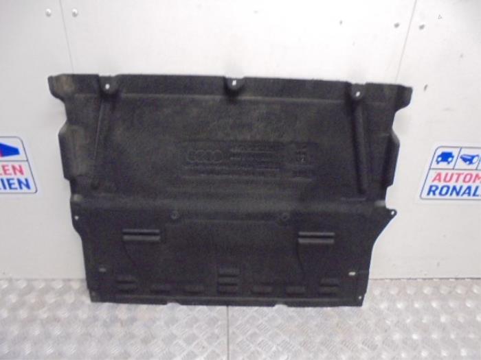 Motor Beschermplaten met artikelnummer 4N0825235 voorraad
