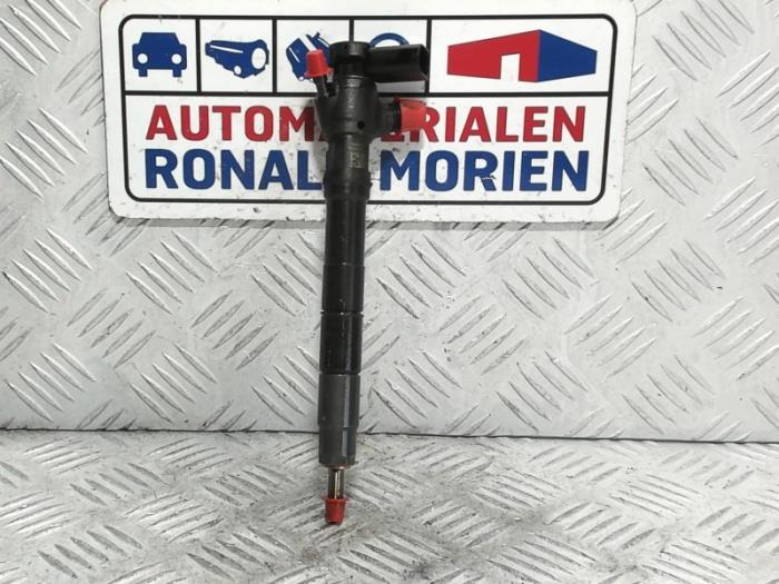 Verstuivers (diesel) met artikelnummer 03N130277 voorraad