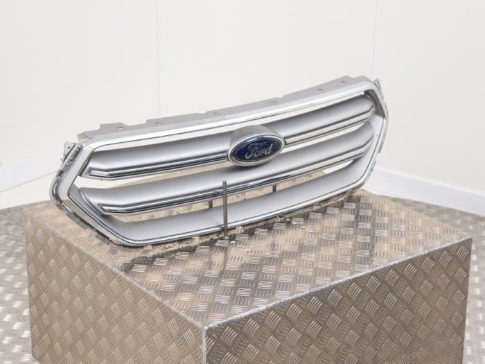 Ford Kuga Grills voorraad | Onderdelenlijn.nl