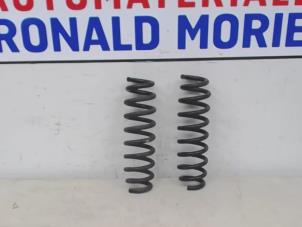 Schroefveren achter met artikelnummer 33536767338 voorraad ...