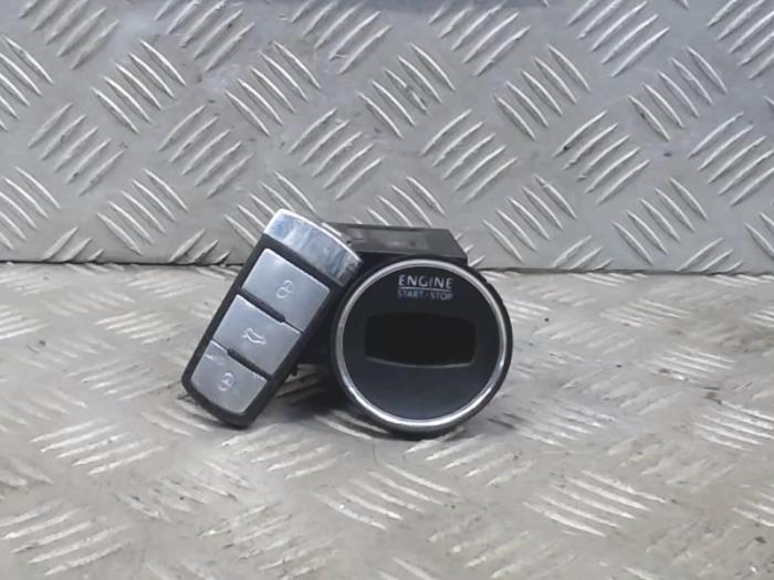 Kontaktsloten + Sleutels met artikelnummer 3C0905843AC voorraad