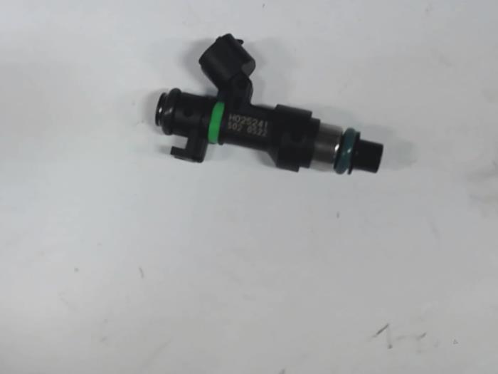 Injector (benzine injectie) Renault Grand Scenic - H025241 M4R713