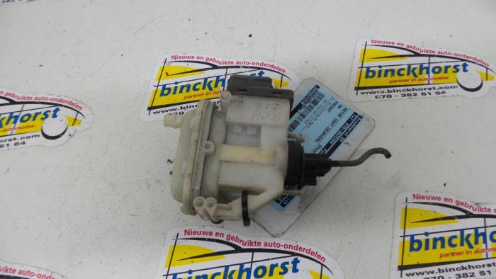 Volkswagen Passat Motoren Centrale Deurvergrendeling voorraad