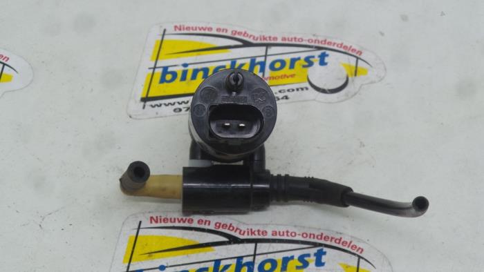 Ruitensproeierpomp voor Jeep Grand Cherokee 3.0 CRD V6 24V - 05152075AC ...