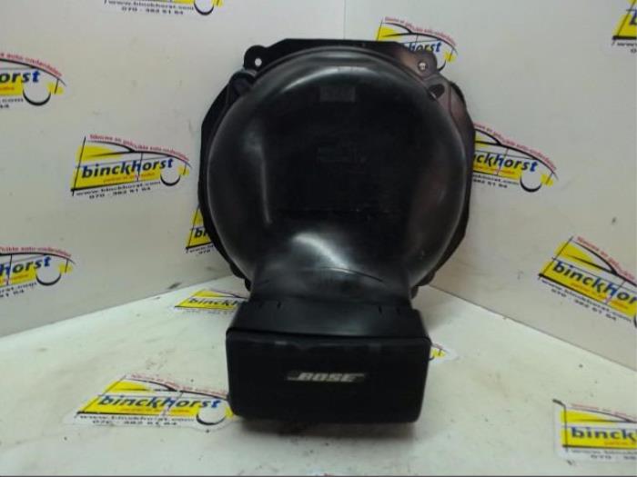 Subwoofer Mercedes CLK 3.2 320 V6 18V - A2088200969 BOSE