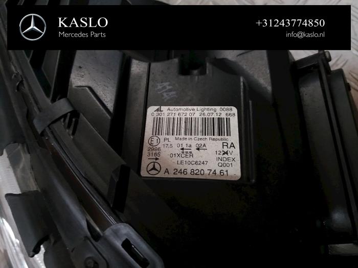 Koplamp rechts Mercedes B 1.8 B-180 CDI BlueEFFICIENCY 16V - A2468207461 AL