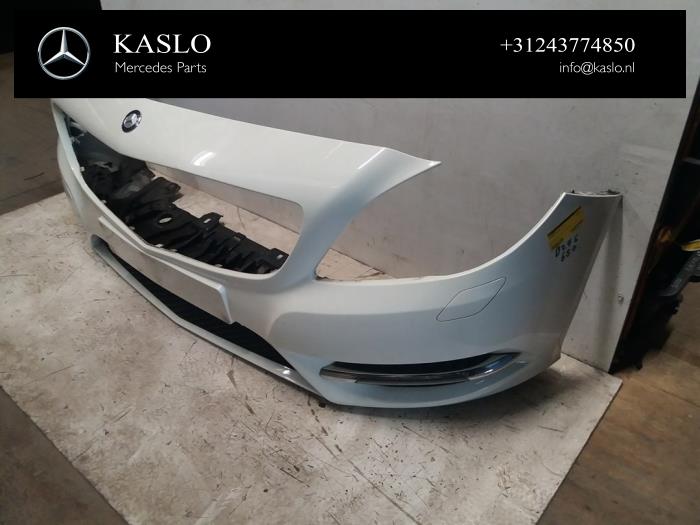 Voorbumper Mercedes B 1.8 B-180 CDI BlueEFFICIENCY 16V 650 - A2468800040