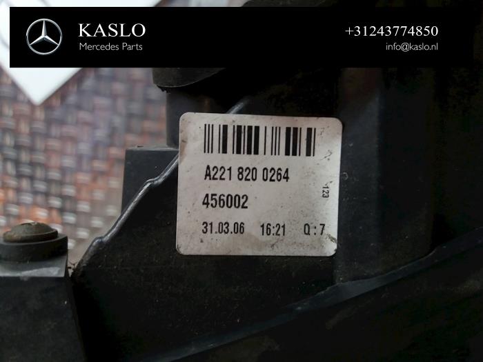 Achterlicht rechts Mercedes S 3.0 S-320 CDI 24V - A2218200264
