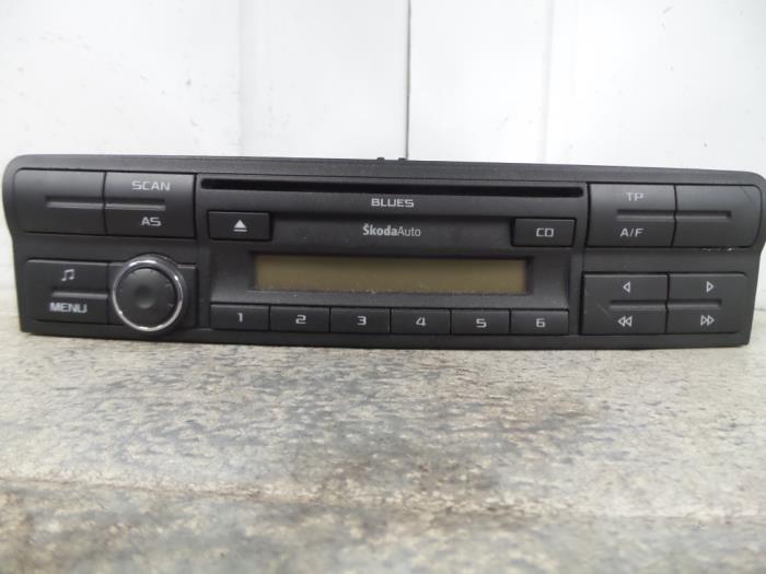 Radio CD Speler Skoda Yeti 1.2 TSI 16V - 1Z0035152D TECHNISA
