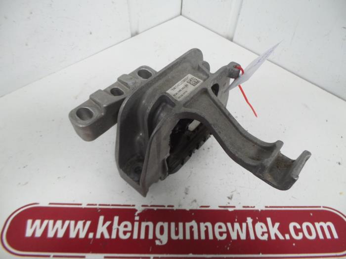 Gebruikte Volkswagen Tiguan Motorsteun - 5Q0199262BE CZD - Gebr.Klein ...