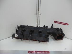 Gebruikte Mercedes CLA Inlaatspruitstuk - A2700900737 270920 - Gebr ...