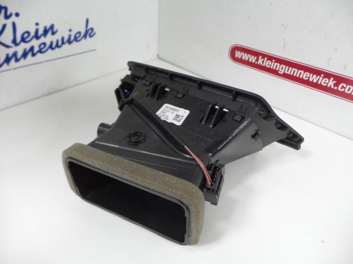 Luchtrooster Dashboard BMW 5 serie Touring M550d xDrive 24V - 9166890