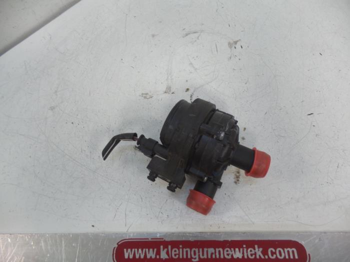 Waterpompen met artikelnummer 2Q0965567 voorraad