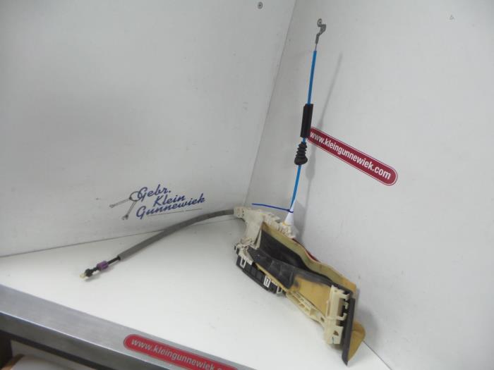 Deurslot Mechanieken 4Deurs links-voor met artikelnummer A2047201535 ...