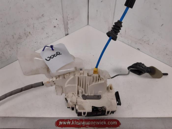 Deurslot Mechanieken 4Deurs links-voor met artikelnummer A2047201535 ...