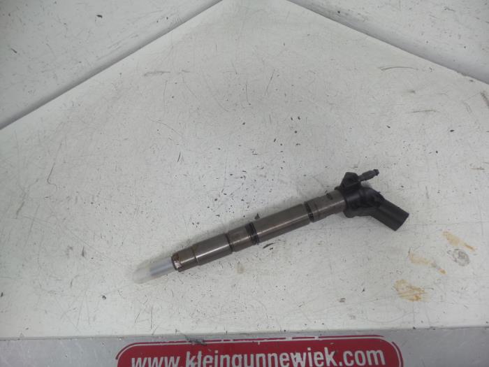 Verstuivers (diesel) met artikelnummer 059130277CH voorraad