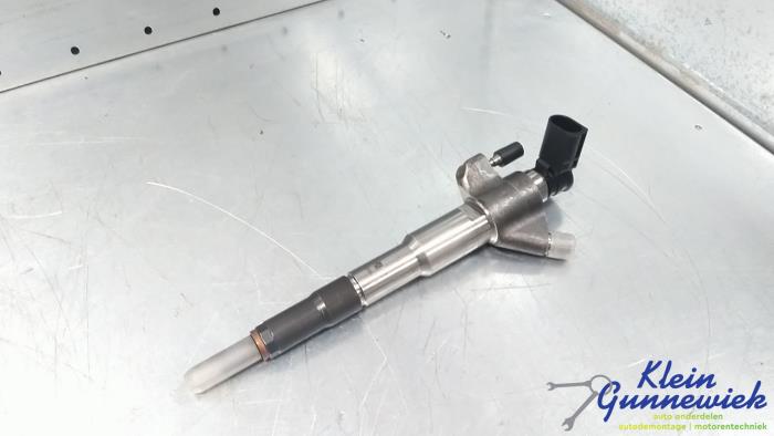 Verstuivers (diesel) met artikelnummer 166090273R voorraad