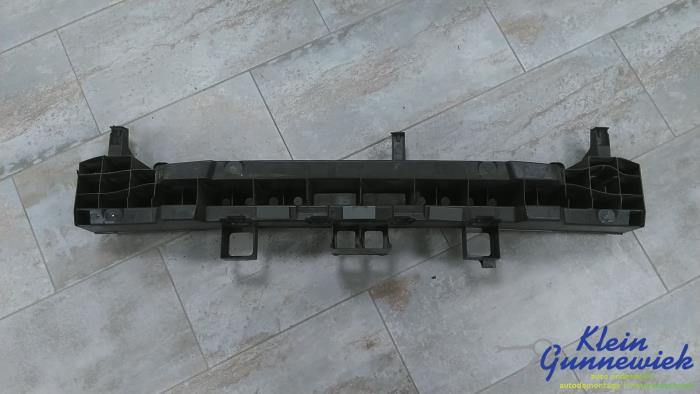 Bumperframes achter met artikelnummer 850908121R voorraad