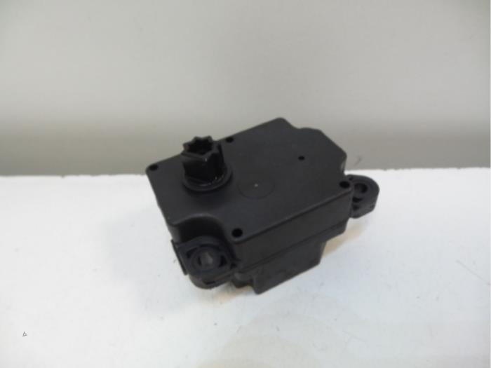 Gebruikte Volvo V40 Cross Country (MZ) 1.6 D2 Kachelklep Motor ...