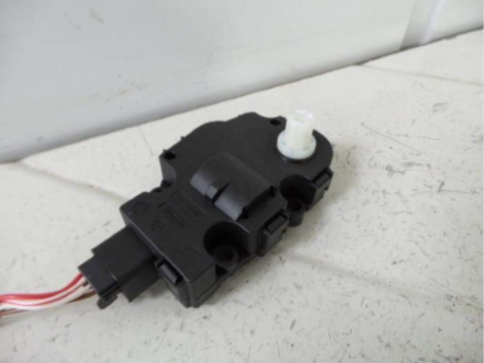 Gebruikte Audi Q5 Kachelklep Motor - 8K0820511C - Gebr.Klein Gunnewiek ...