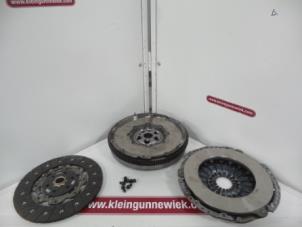 Nieuwe Volkswagen Jetta Vliegwiel - 03L105266CC - Gebr.Klein Gunnewiek ...