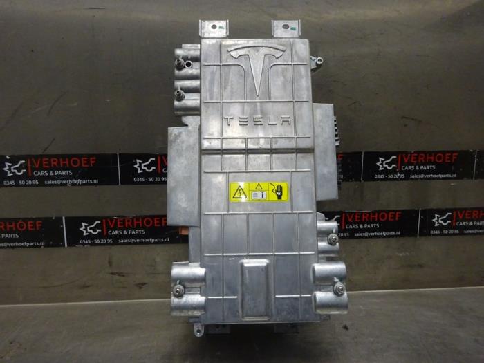 Tesla Model S Inverters voorraad | Onderdelenlijn.nl