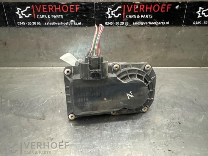 Gasklephuizen met artikelnummer 161204451R voorraad