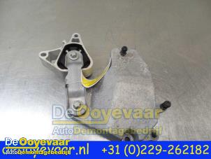 Motorsteunen met artikelnummer 2702230002 voorraad | Onderdelenlijn.nl