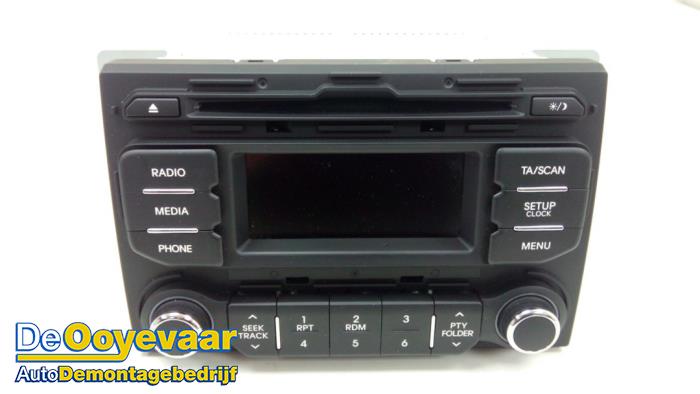 Kia Rio Radio CD Spelers voorraad | Onderdelenlijn.nl