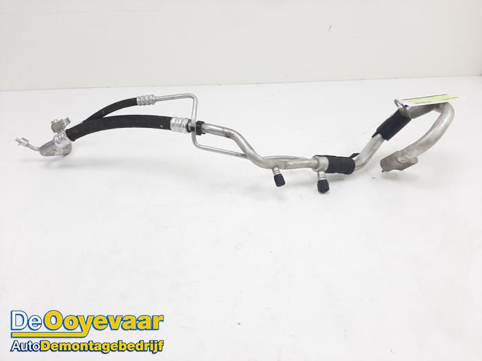 Airco Leidingen met artikelnummer A2058301600 voorraad