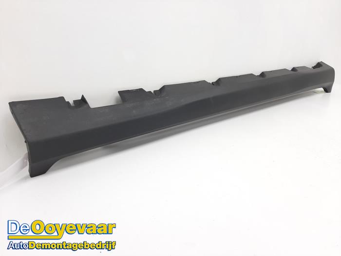 Mercedes GLC-Klasse Side skirt, right - Parts - Deooyevaar.nl