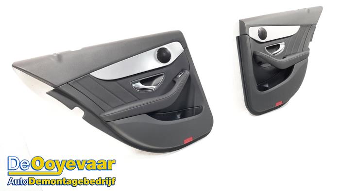 Bekleding Set (compleet) Mercedes C C-180 1.5 EQ Boost - A2139057302