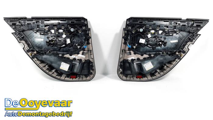 Bekleding Set (compleet) Mercedes C C-180 1.5 EQ Boost - A2139057302