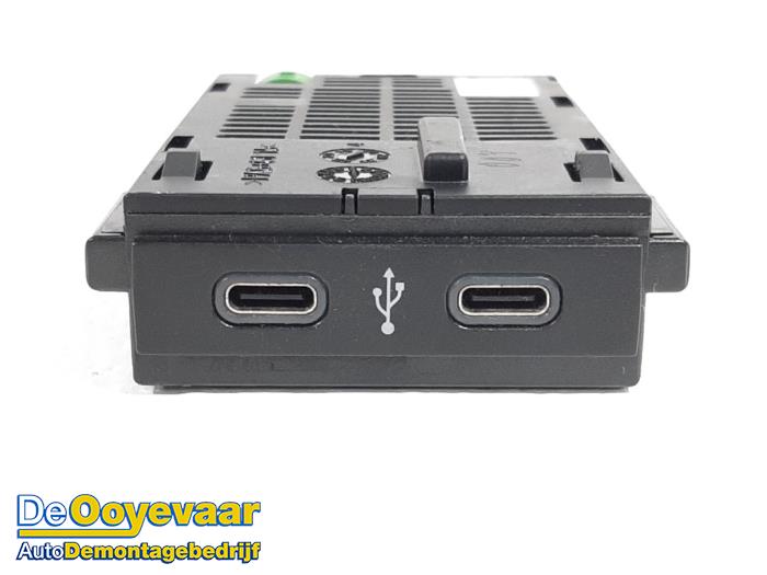 Volkswagen Polo AUX/USB aansluitingen voorraad