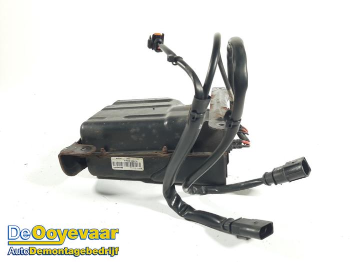 Luchtpomp (Vering) Porsche Panamera 3.6 V6 24V - 97035815110 CONTINENTAL