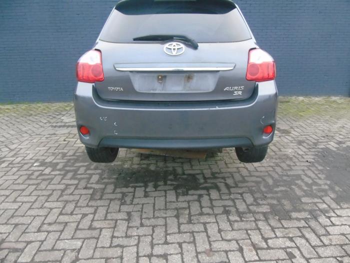 Achterbumpers met artikelnummer 5215902974 voorraad