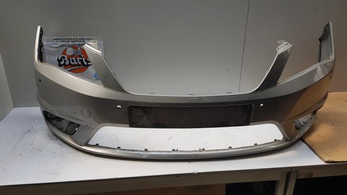 Voorbumper Seat Toledo NB - 6JA807221 - Baris Schiedam