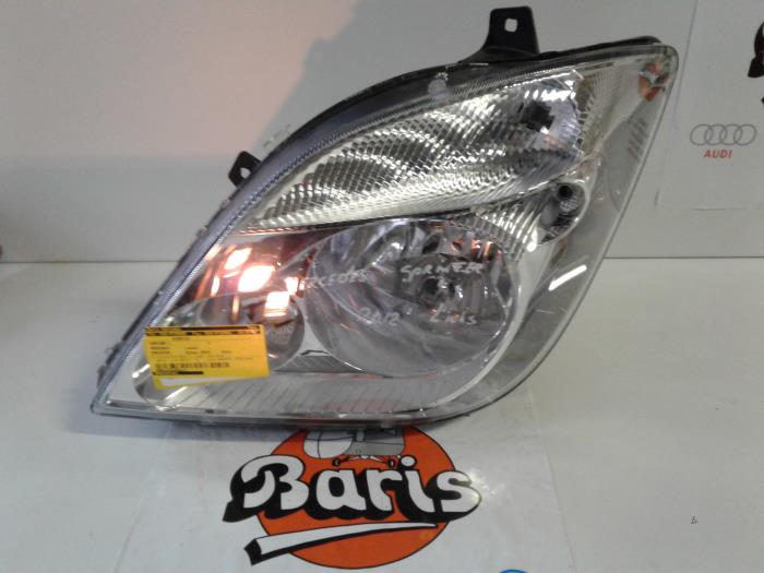 Koplampen links met artikelnummer 9068200161 voorraad