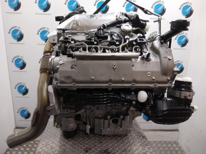 Motor BMW 5 serie M550i xDrive 4.4 V8 32V TwinPower Turbo - N63B44C