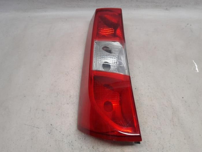 Achterlichten links met artikelnummer 265551619R voorraad