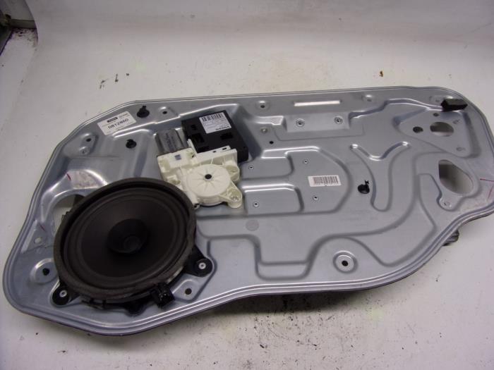 Ruitmechaniek 4Deurs rechts-voor Volvo S40 2.0 D 16V - 31253514