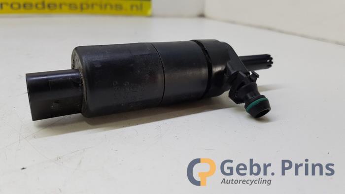 Pomp koplampsproeier Opel Insignia 1.6 SIDI Eco Turbo 16V - 13250289 GM