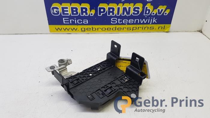 Zekeringkast Mercedes B 1.3 B-180 Turbo 16V - PBTGF30 GRUNER