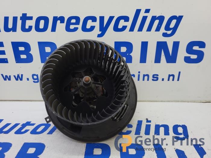 Kachel Ventilatiemotor BMW 1 serie 120i 16V - 6933663 VALEO