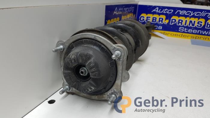 Gebruikte Audi A7 Schokdemperpoot links-voor - 4G0413031D