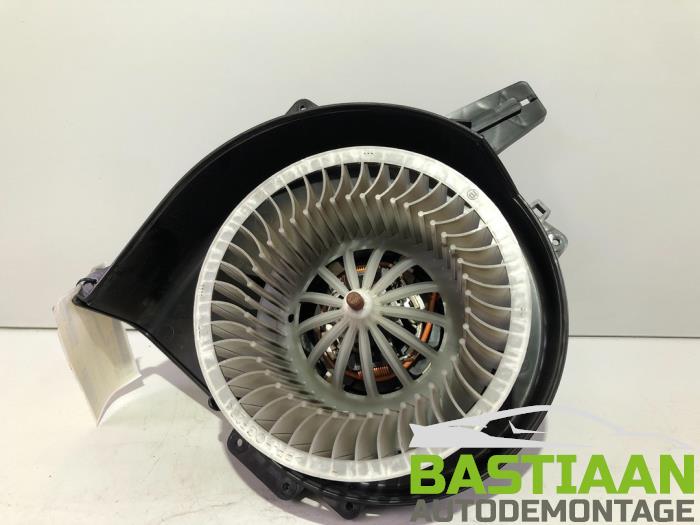 Kachel Ventilatiemotoren met artikelnummer 6R1819015A voorraad