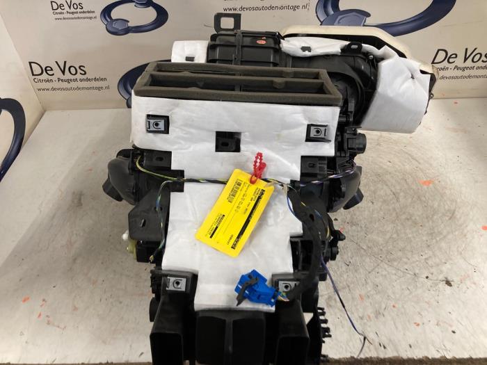 Kachelhuizen met artikelnummer 1610528280 voorraad