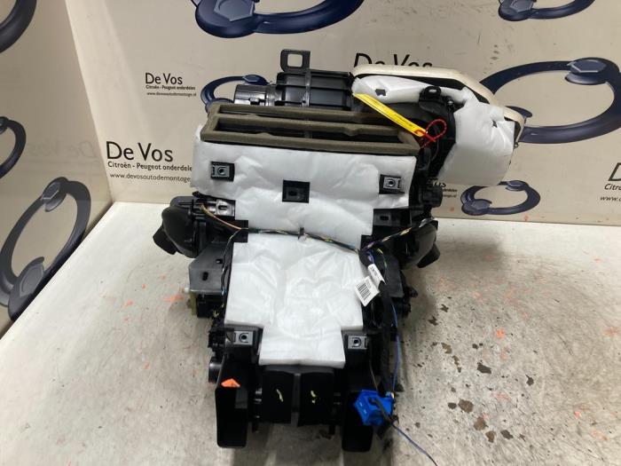 Kachelhuizen met artikelnummer 1610528280 voorraad