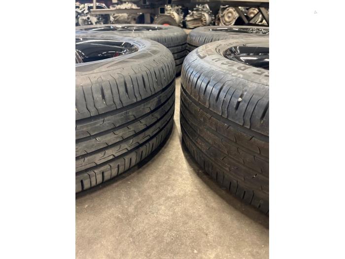 Velgen set + banden Opel Corsa F 1.2 Turbo 12V 100 - 9832277280 ...