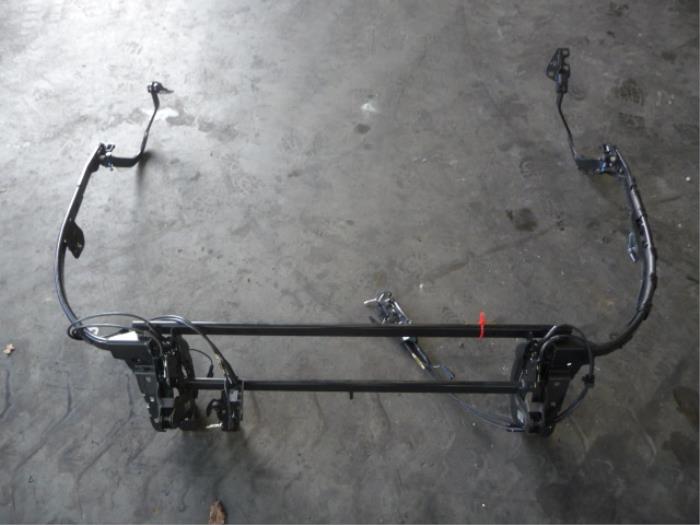 Peugeot 207 Frames achterklep voorraad | Onderdelenlijn.nl